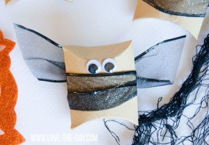 DIY Bat Box by Love The Day