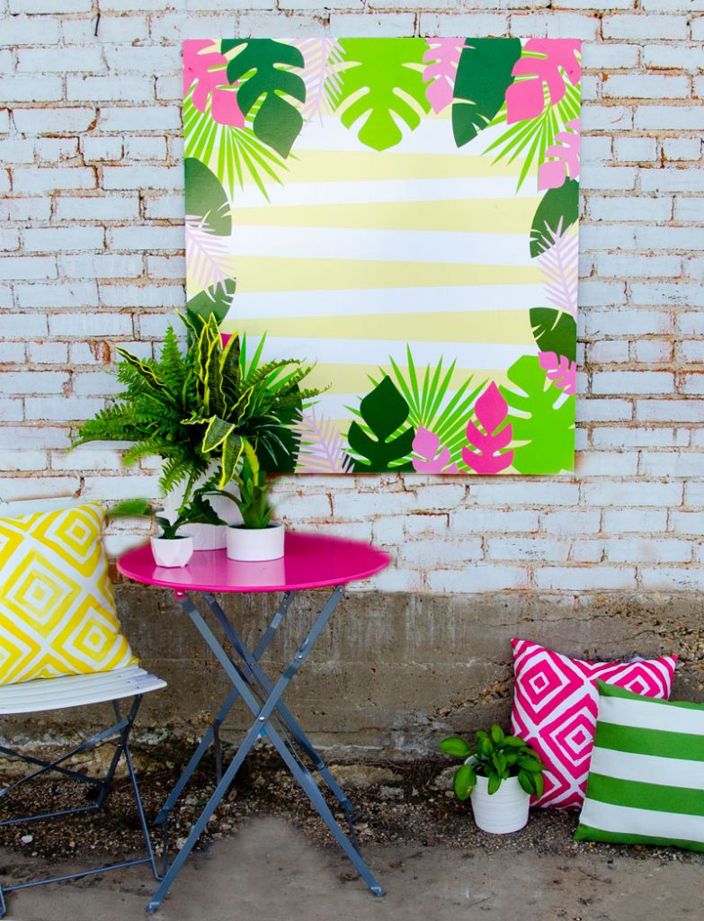 FREE PRINTABLE Luau Backdrop by Lindi Haws of Love The Day